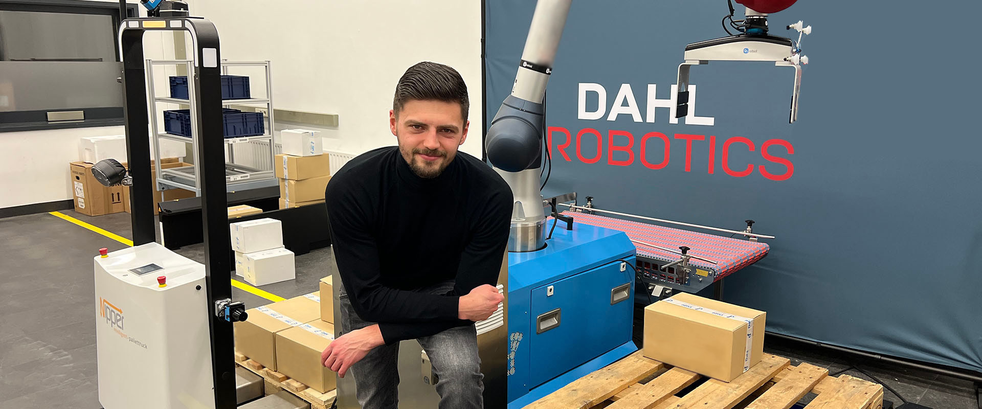 DAHL Robotics | The Cobot Pioneers of mR MOBILE ROBOTS